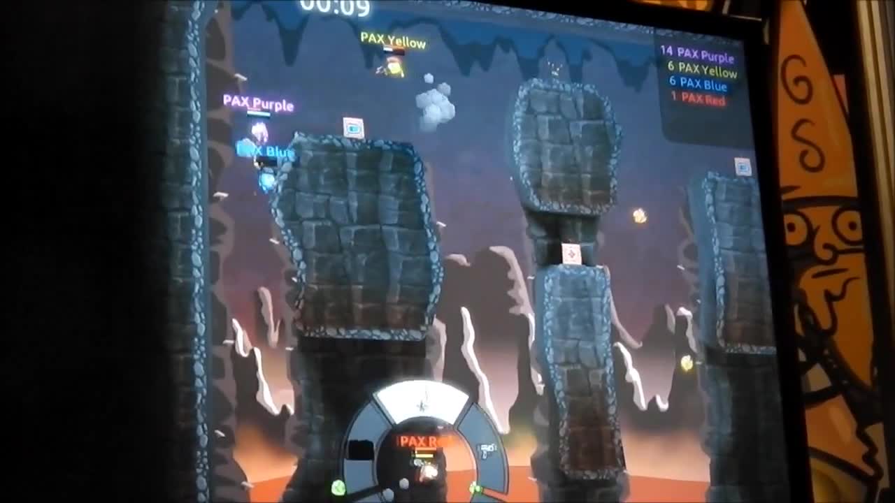 Square Heroes @ PAX AUS 2014 video - IndieDB