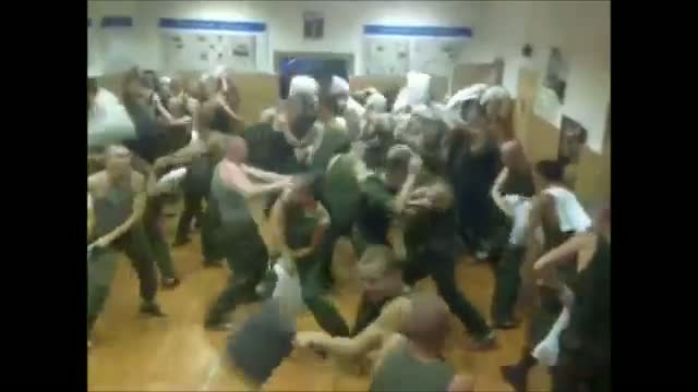 The manliest pillow fight EVER! video - Humor, satire, parody - ModDB